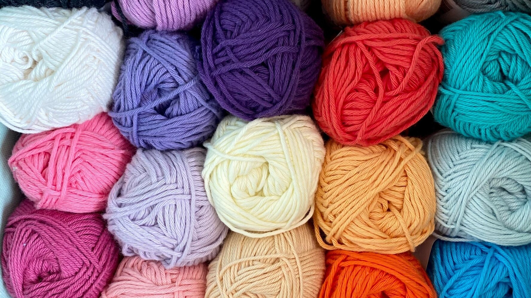 Knitting and Yarn Crafts for Beginners, with Becky Mackay - Booking by ...