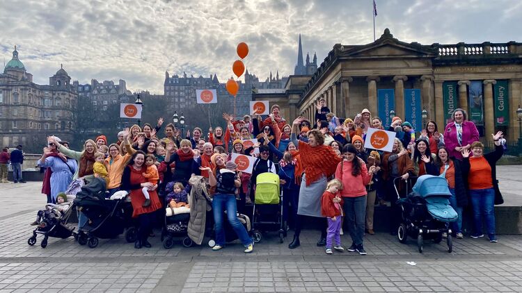 Kim - Edinburgh Singing Mamas - Booking by Bookwhen